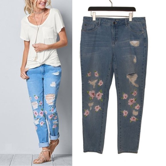 VENUS | Jeans | Venus Ripped Embroidered Floral Boyfriend Jeans 4 ...